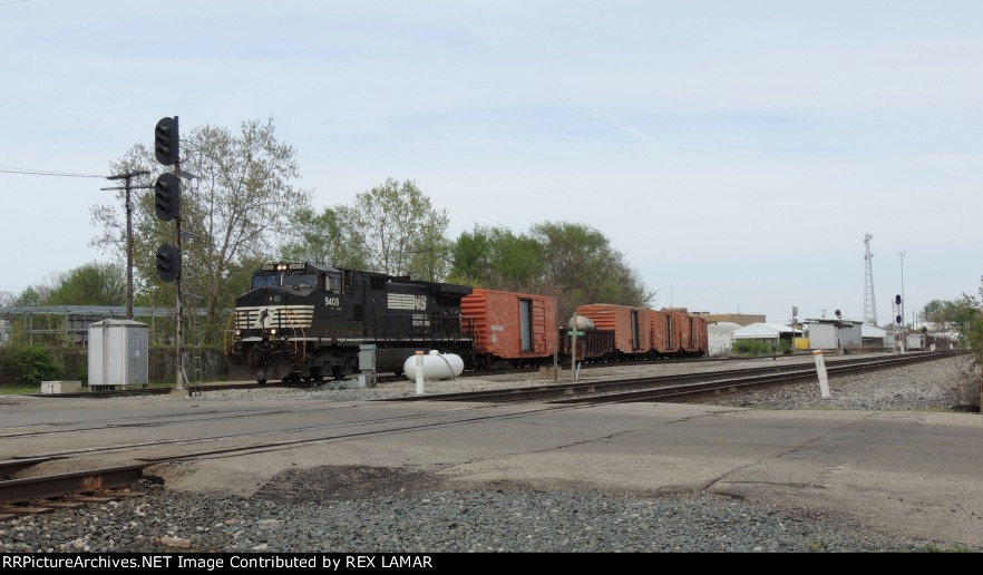 5-4-2013 NS 098 SP 174.3 ELLIOTT ST MUNCIE, IN